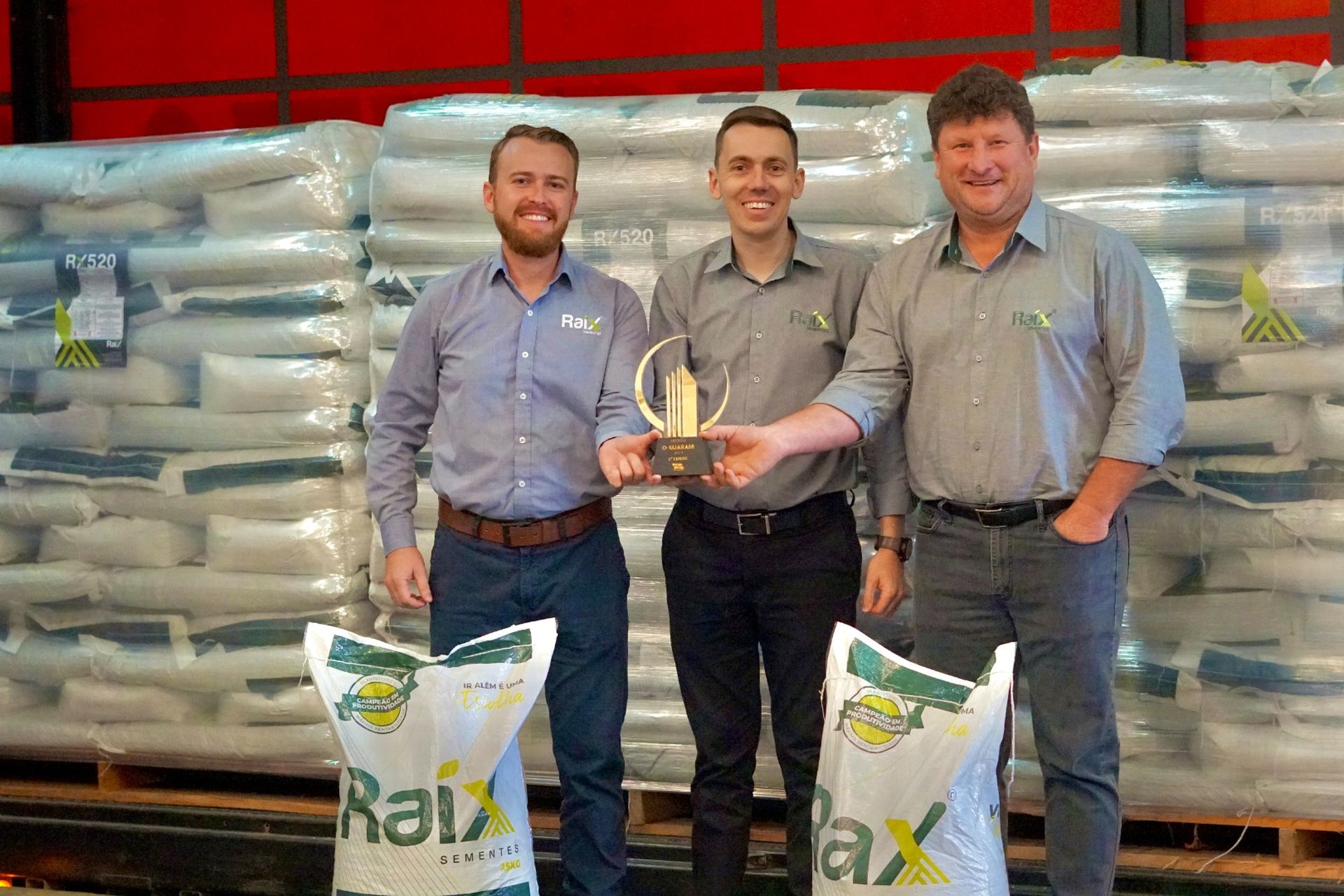 Raíx Sementes conquista 1º lugar no troféu “O Guarani” como indústria ...